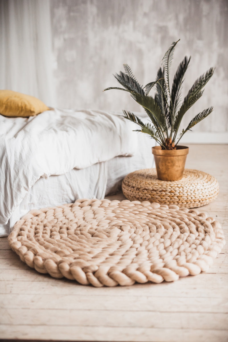 Chunky Knit Decor - Cute Round Rug from Merino Wool | Wool Art