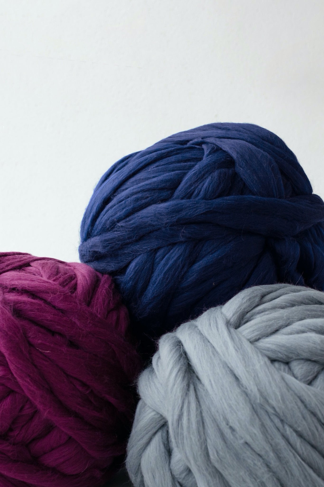 Navy Blue Chunky Knit Yarn | Wool Art