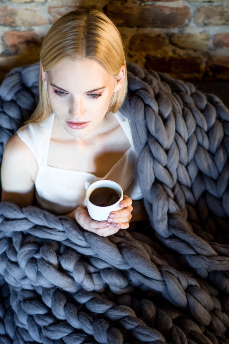Beautiful Chunky Knit Throw Blanket from Merino Wool | Wool Art