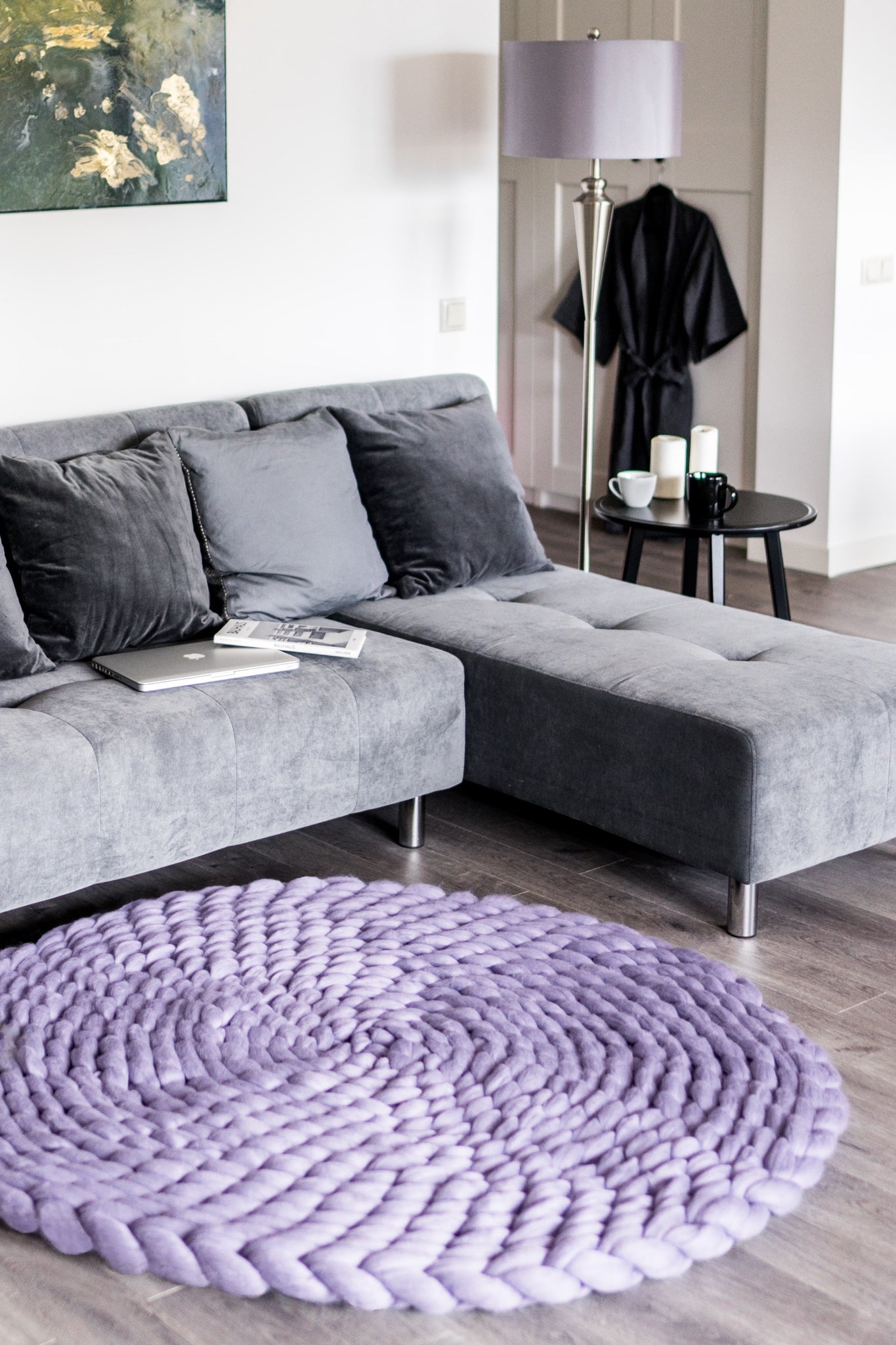 Circle Rug, Arm Knitted from Extra Fine Merino Wool | Wool Art